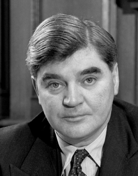 Why is charging to see a GP or attend A&E a bad idea? - The Lowdown